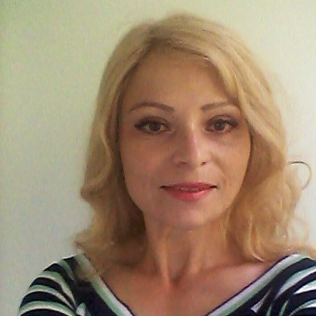 Titulari - Facultatea de Drept și Științe Administrative